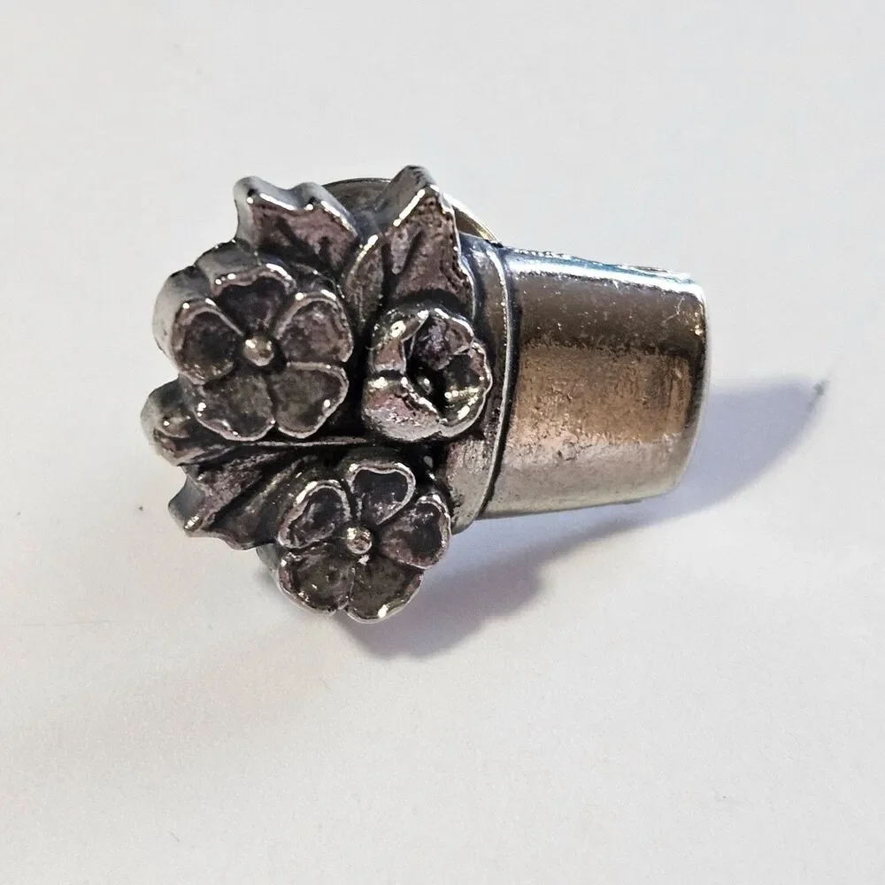 Unbranded | Jewelry | Vintage Silver Tone Dainty Flowers In A Pot Pin ...